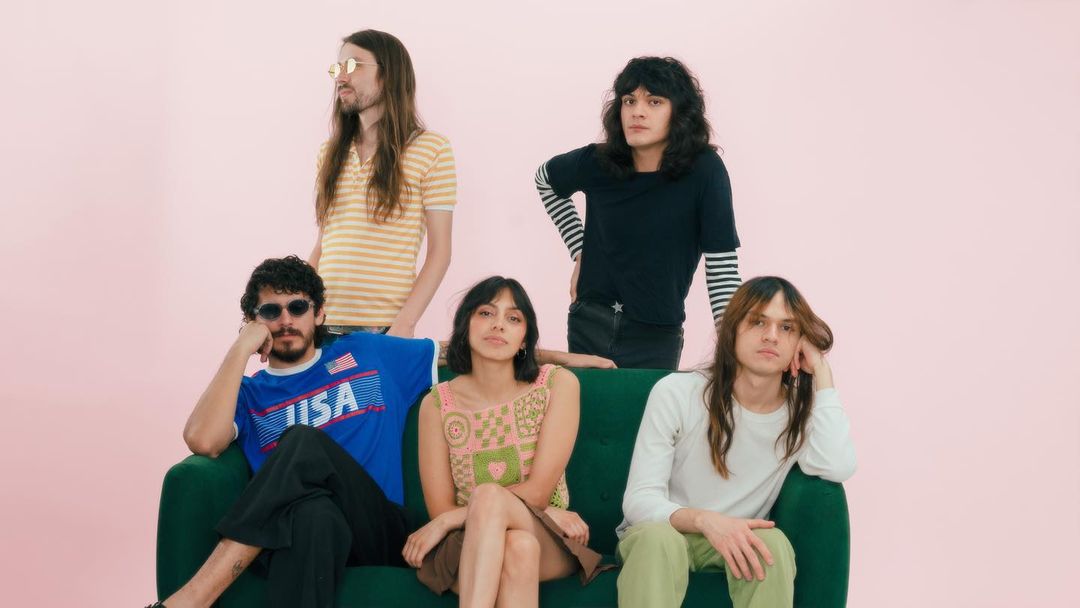 Sueters lanza su sencillo debut "Anoche" - Mr Indie