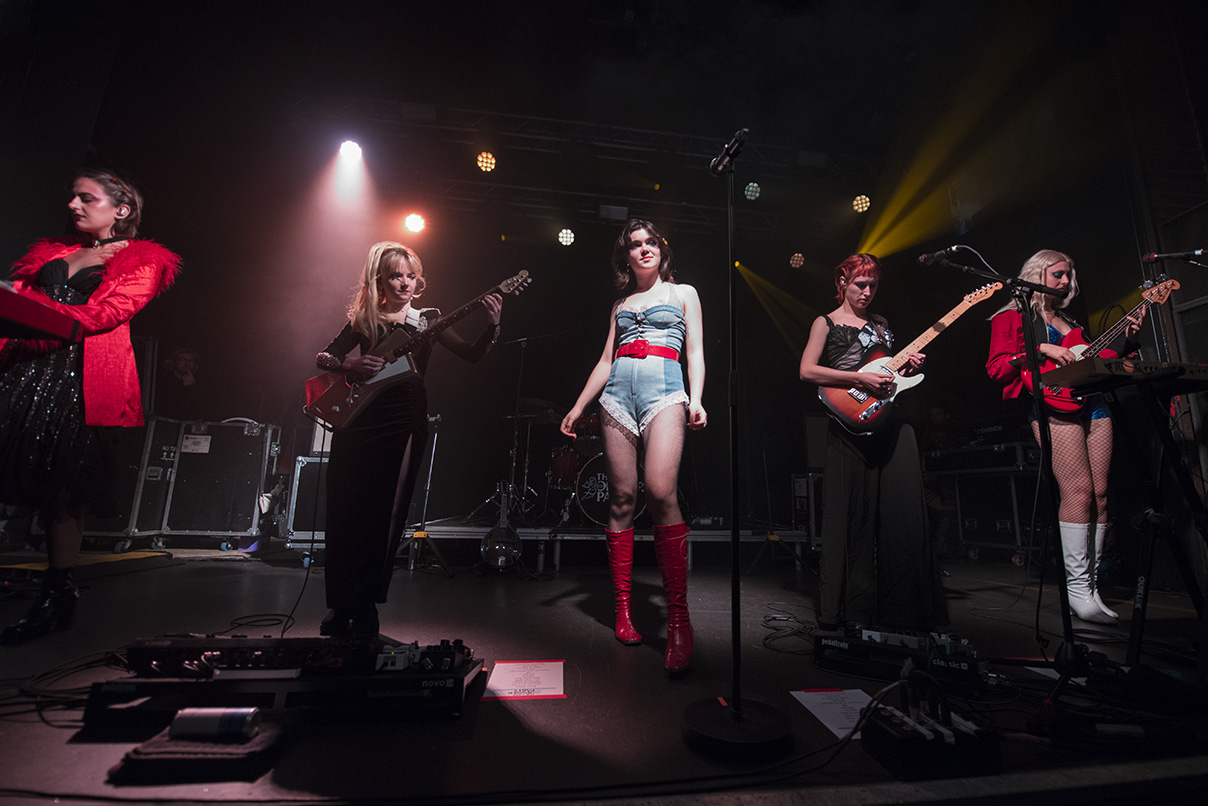 Conoce el setlist del primer show de The Last Dinner Party en México ...