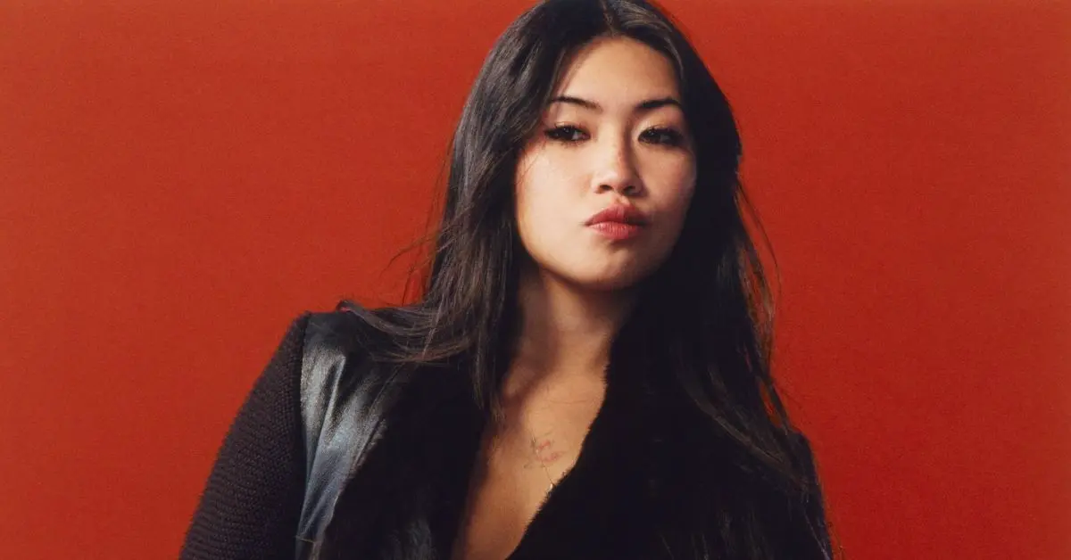 Beabadoobee anuncia su tercer álbum "This Is How Tomorrow Moves" y ...