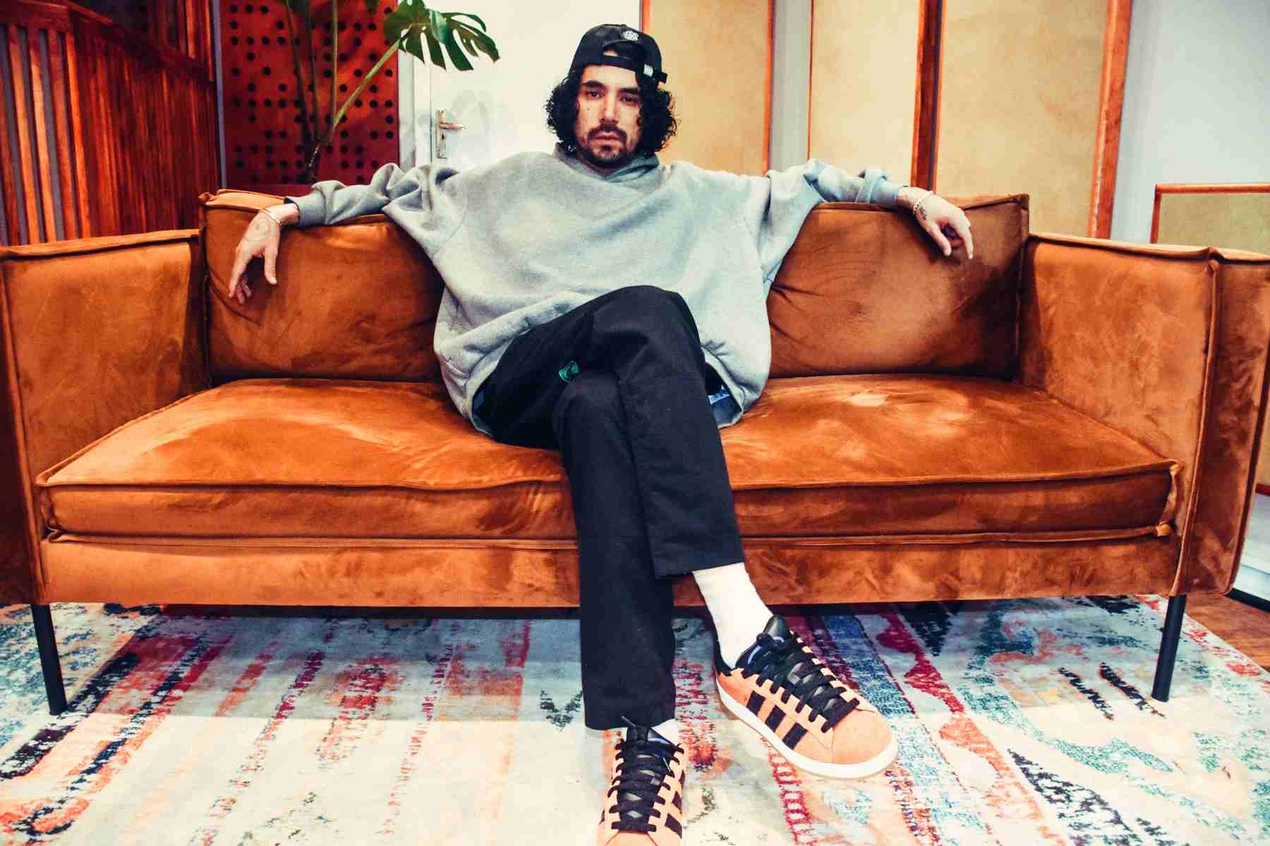 Tino el Pingüino llega al Pepsi Center WTC - Mr Indie