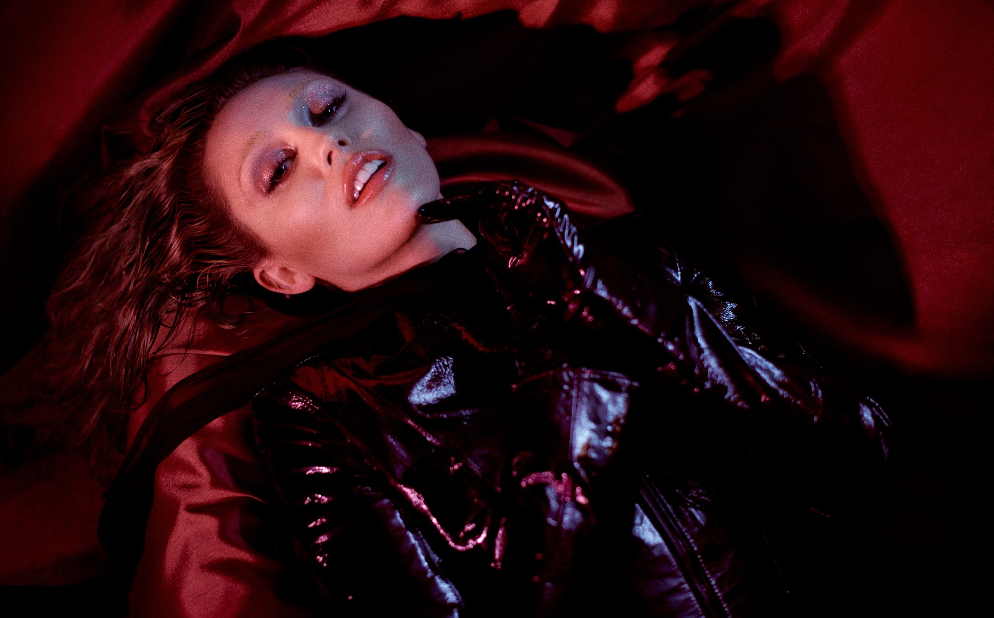 Miley Cyrus anuncia su nuevo álbum visual “Something Beautiful” - Mr Indie