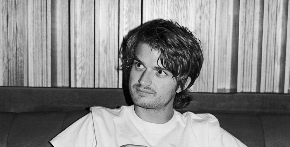 Djo presenta "The Crux": un álbum que fusiona nostalgia y reflexión ...